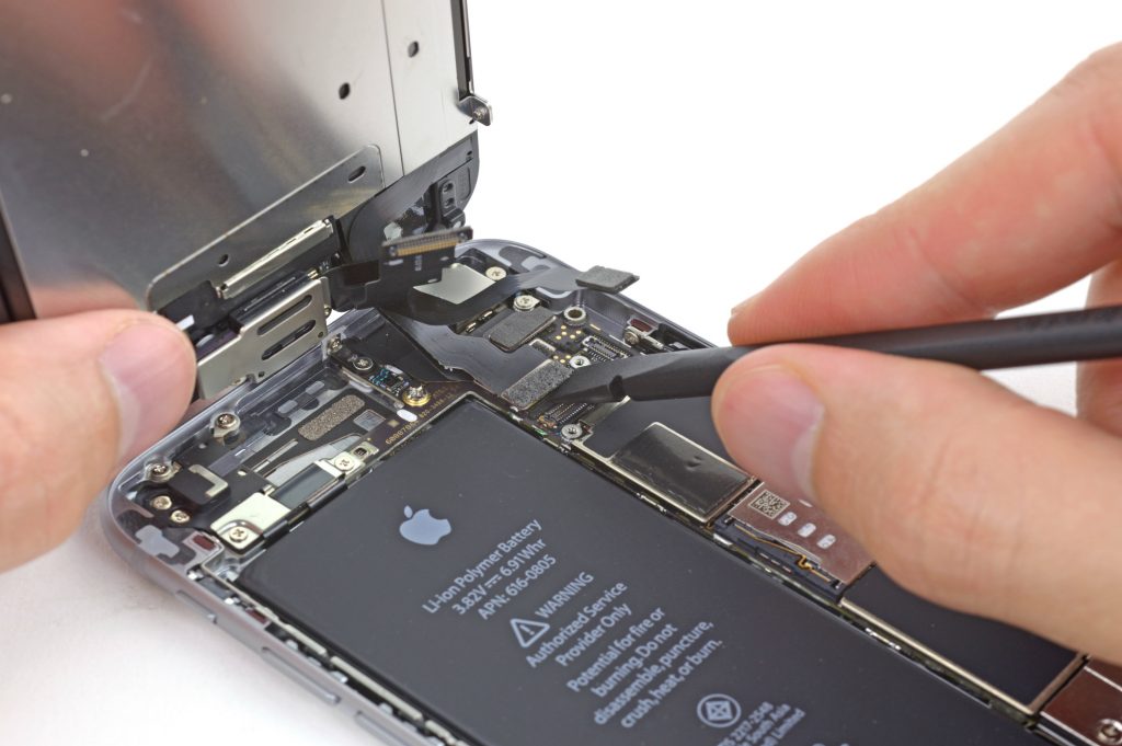Expert iPad Repairs while you wait with a LIFETIME warranty.